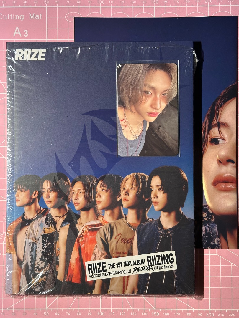 RIIZE WONBIN Photocard - RIIZING 1st Mini Album, Hobbies & Toys, Memorabilia & Collectibles, K ...