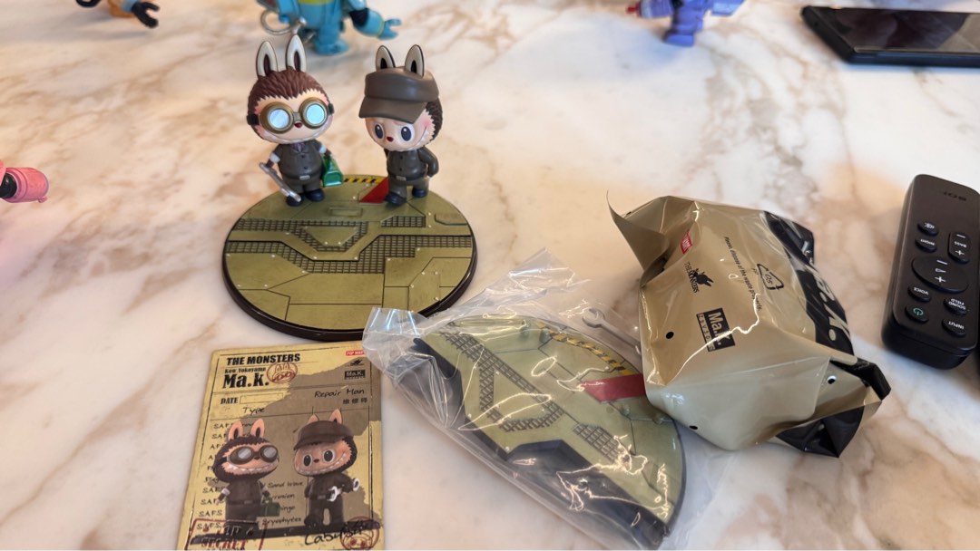 (Secret) The monster labubu ma.k. Maschinen krieger, Hobbies & Toys ...