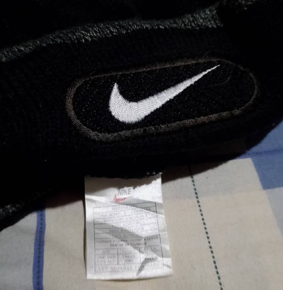 Vintage Snowcap nike, Announcements on Carousell