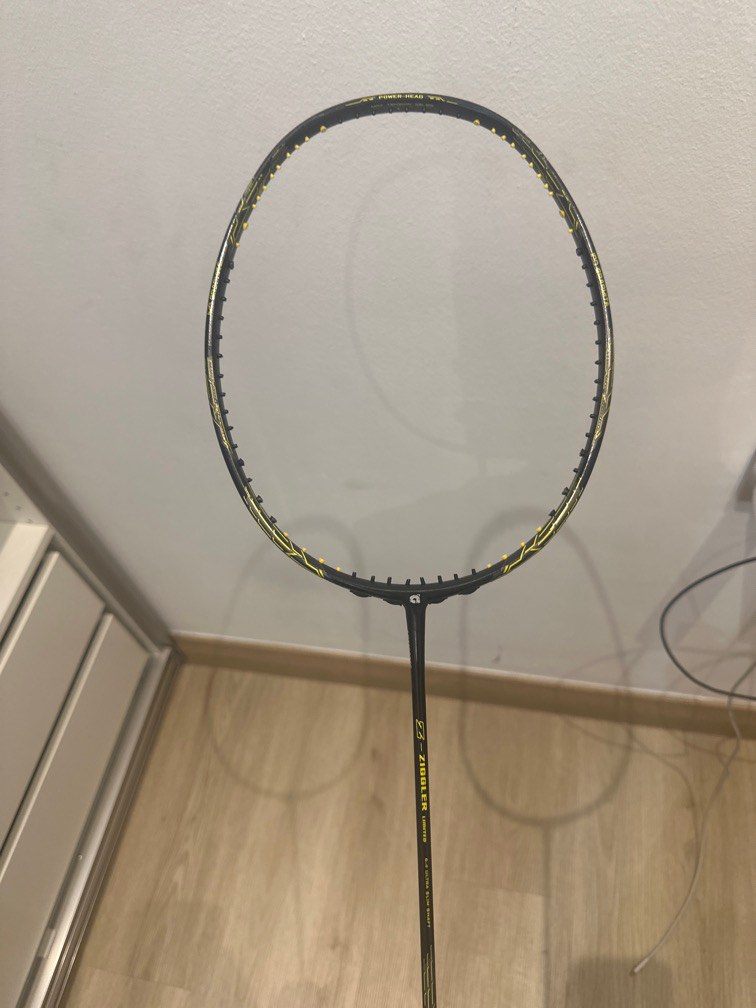 Apacs racket badminton racket, Sports Equipment, Sports & Games, Racket ...