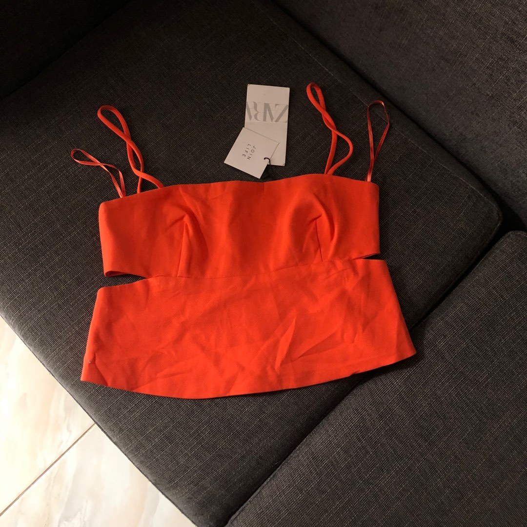 BRAND NEW ZARA PRETTY TOP, Women's Fashion, Tops, Others Tops on Carousell