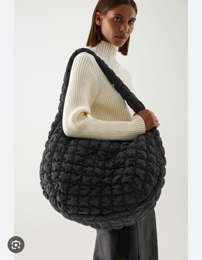 cos cloud xl bag in black, Women's Fashion, Bags & Wallets, Cross-body ...