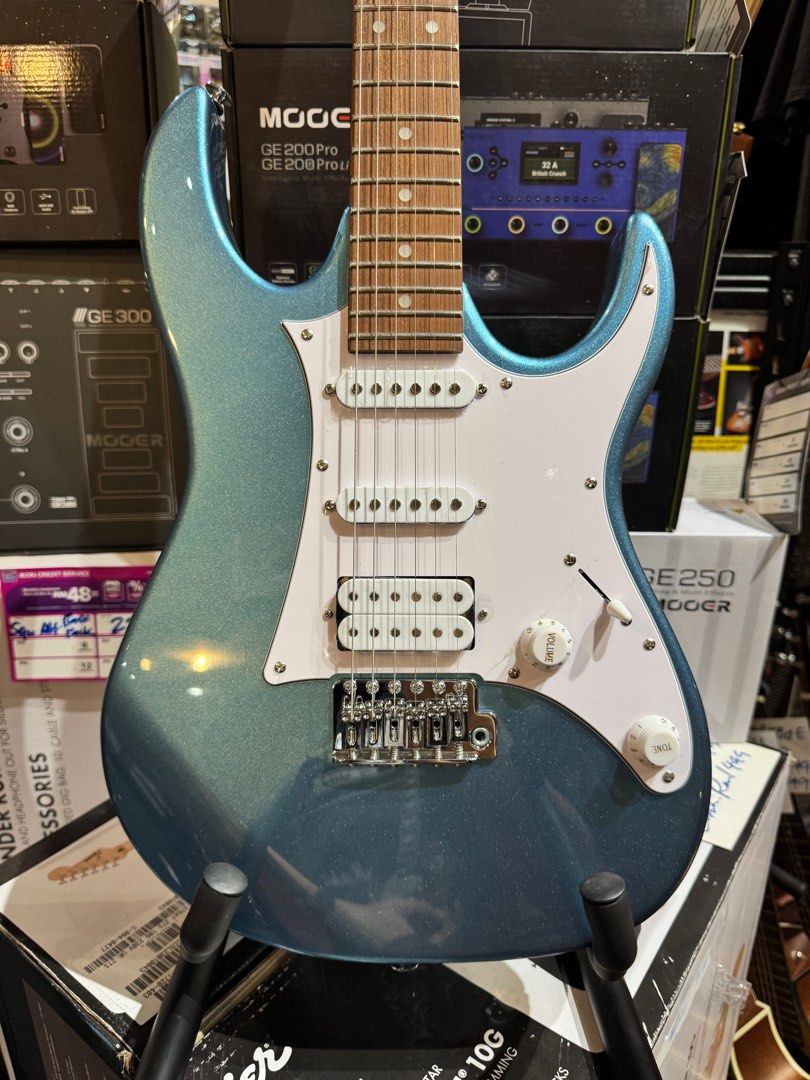 Ibanez GIO GRX40 Electric Guitar with HSS Pickup - Metallic Light Blue ...