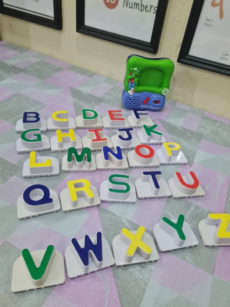 Leapfrog fridge magnet phonics Inc box pooh, Babies & Kids, Maternity ...