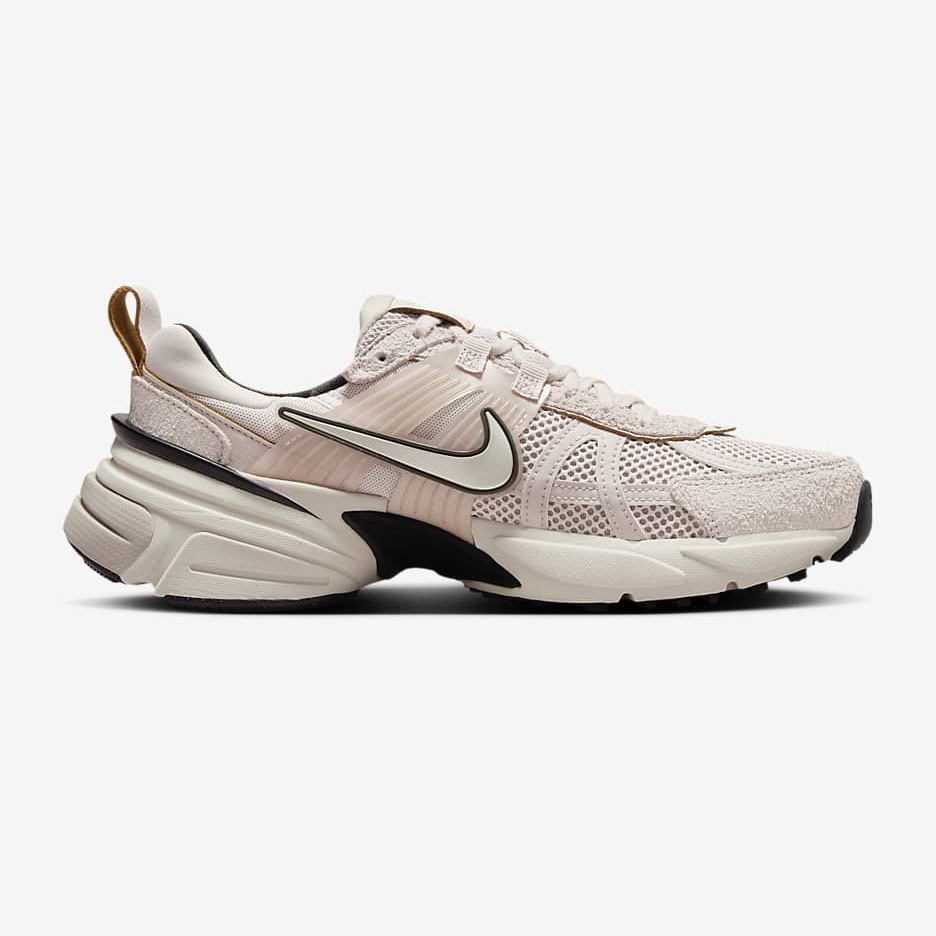 Nike V2K Run Platinum Violet, Women's Fashion, Footwear, Sneakers on ...