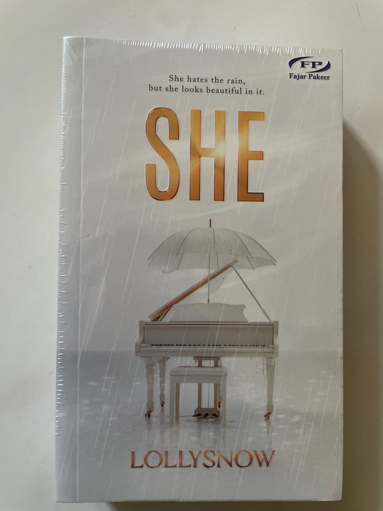Novel melayu SHE by LOLLYSNOW, Hobbies & Toys, Books & Magazines ...