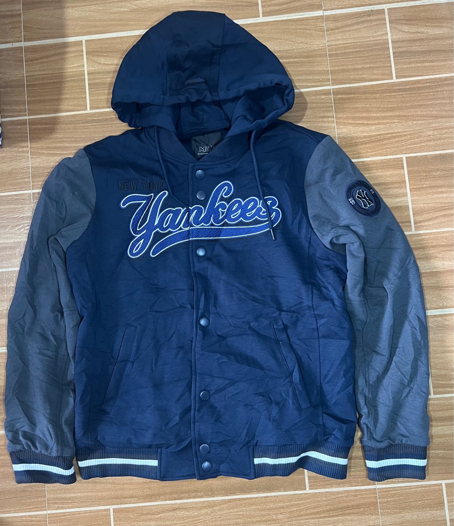 NY Yankees MLB Varsity Jacket - Medium, Men's Fashion, Coats, Jackets ...
