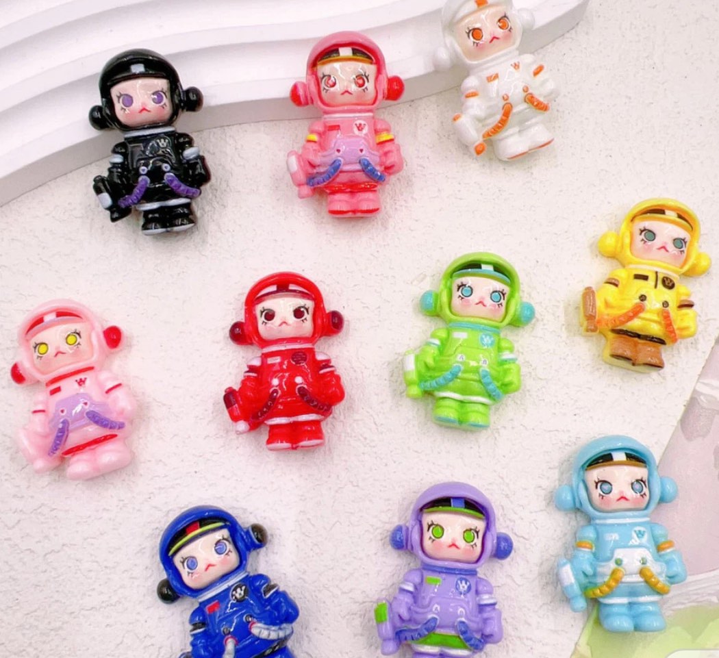 Popmart Space Molly premium Jibbitz Crocs, Men's Fashion, Footwear ...