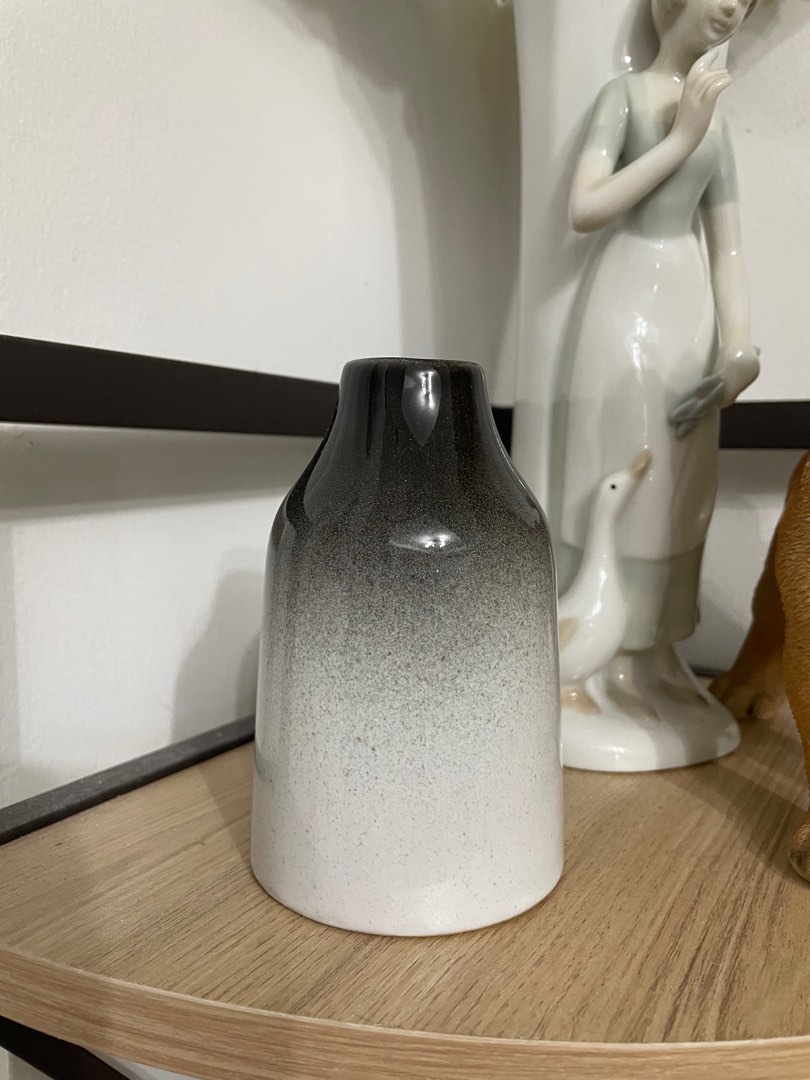 Porcelain Vase Gradient Black and White, Furniture & Home Living, Home ...