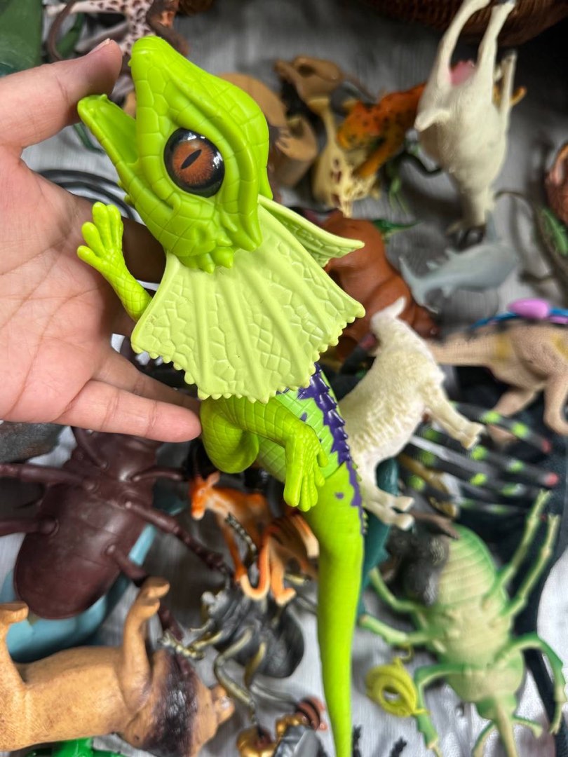 Robo Alive Lurking Lizard Robotic Toy by Zuru, Hobbies & Toys, Toys ...