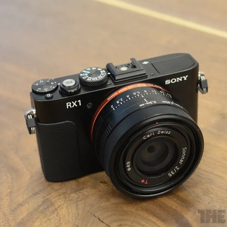 Sony RX1 35mm Full Frame Palm Size Professional Camera with 35mm Sensor ...