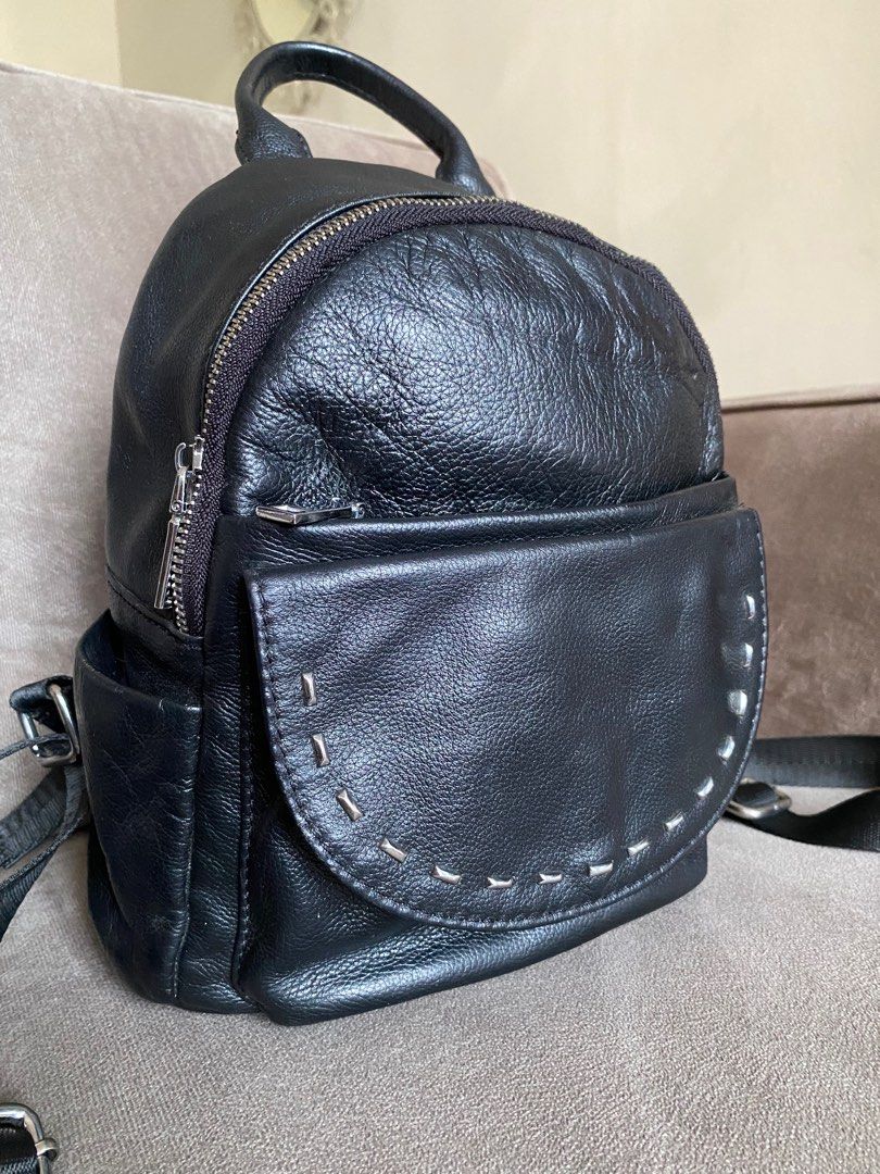 Tas Ransel Kulit Asli, Fesyen Wanita, Tas & Dompet di Carousell