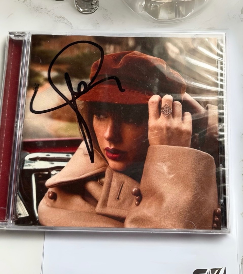 Taylor Swift Red Tv signed album, Hobbies & Toys, Music & Media, CDs ...