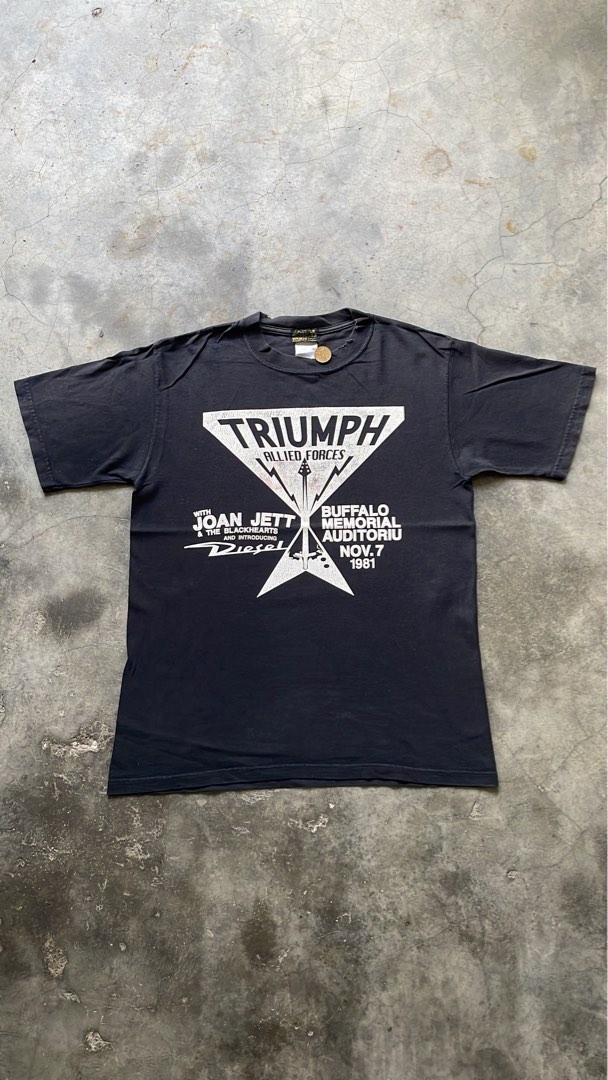 Vintage Triumph band, Men's Fashion, Activewear on Carousell