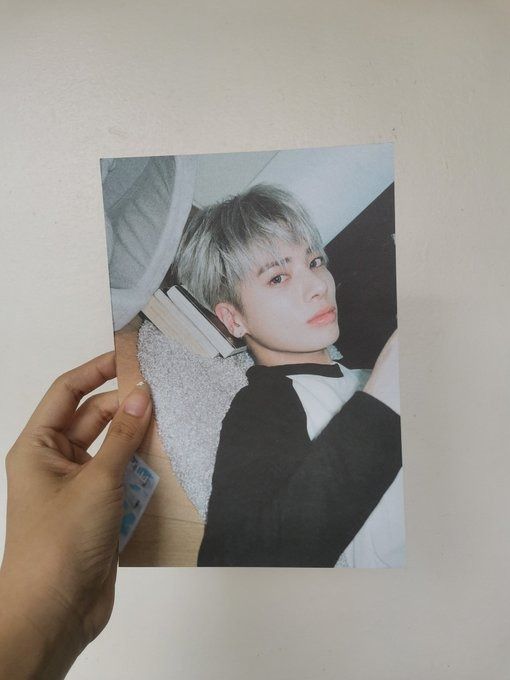 TXT Unsealed TCC: Freeze Boy Version with Beomgyu Photocard and Taehyun ...