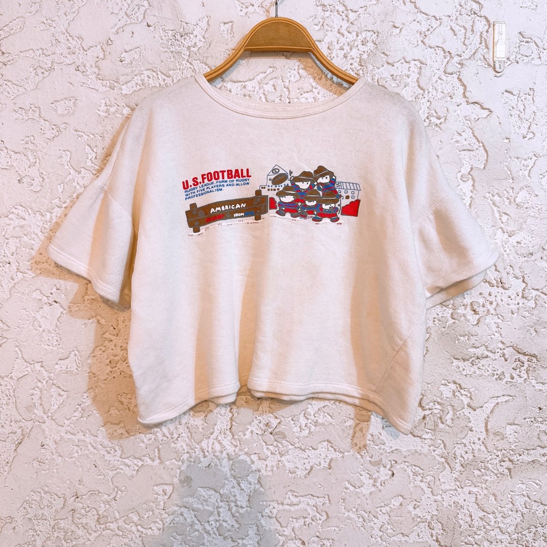 Vintage Boxy Top, Women's Fashion, Tops, Others Tops on Carousell