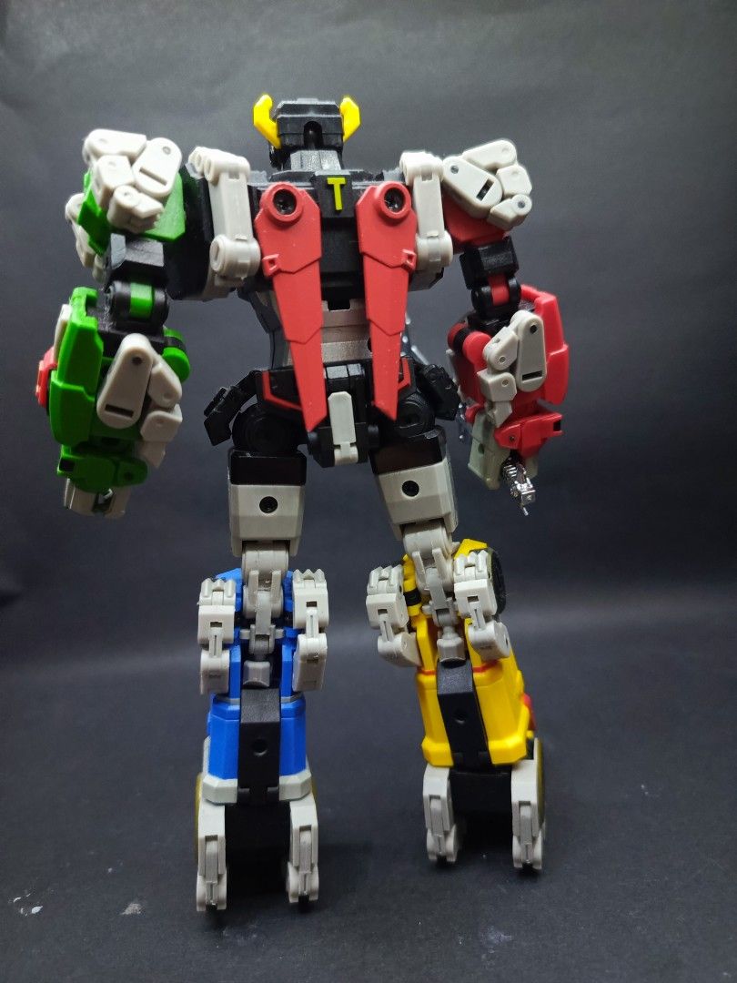 Voltron Lucky Cat Micro Cosmos Transformable Robot - MC01S Elvis ...
