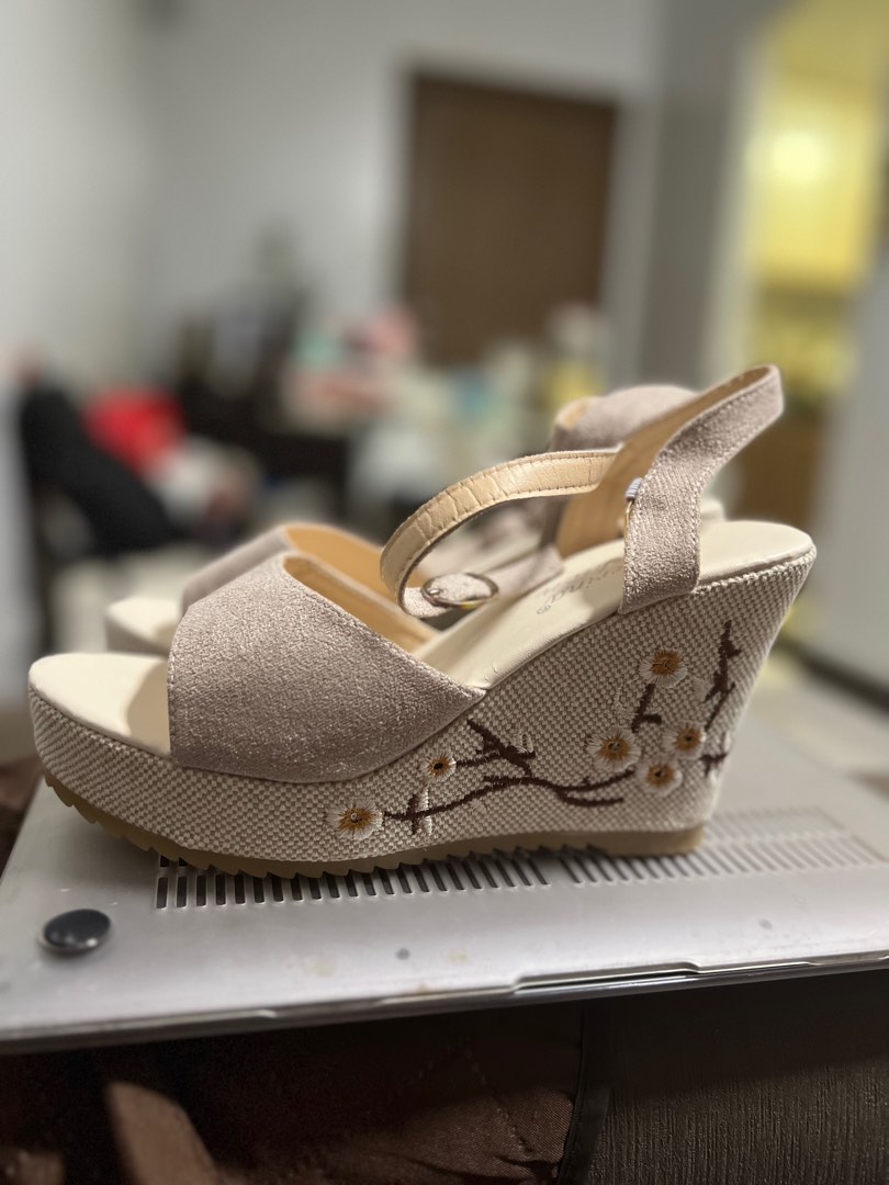 Wedge Sandals - 4-inch high, Women's Fashion, Footwear, Wedges on Carousell