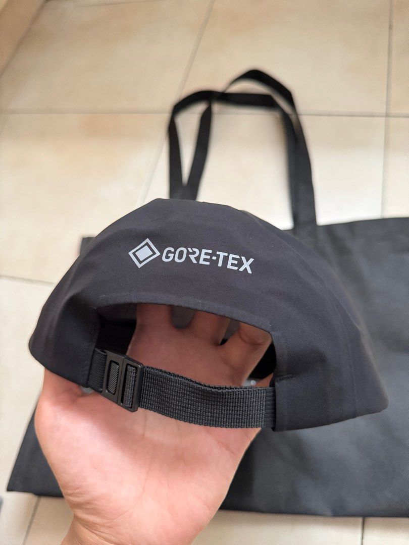 Arcteryx Gore-tex 5 panel, Men's Fashion, Watches & Accessories, Cap ...