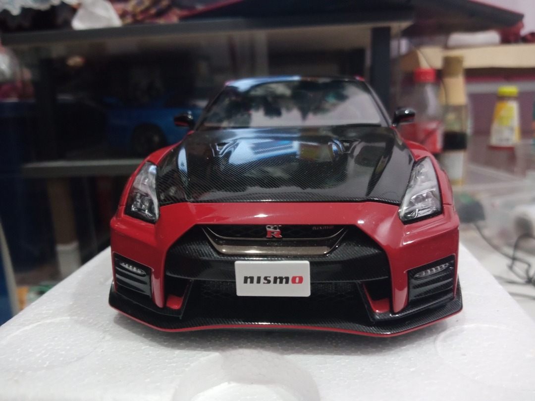 Autoart 1/18 Nissan GT-R (R35) NISMO Special Edition ( VIBRANT RED ...