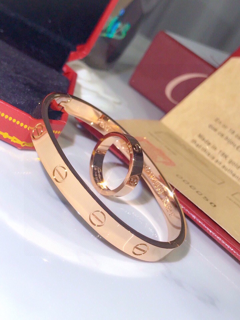 CARTIER Cartier LOVE series closed design screw pattern wide version ...