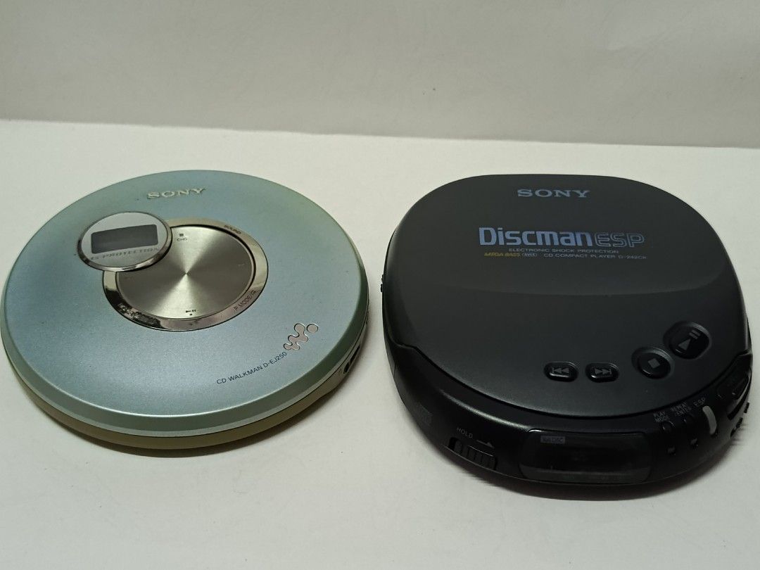 Discman dan sony walkman, Audio, Portable Music Players on Carousell
