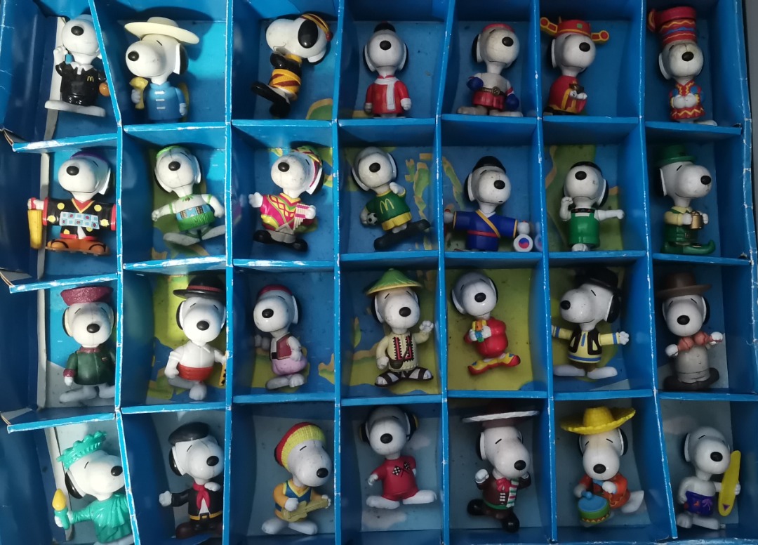 FULL SET McDONALDS Snoopy World Tour 1999, Hobbies & Toys, Collectibles ...