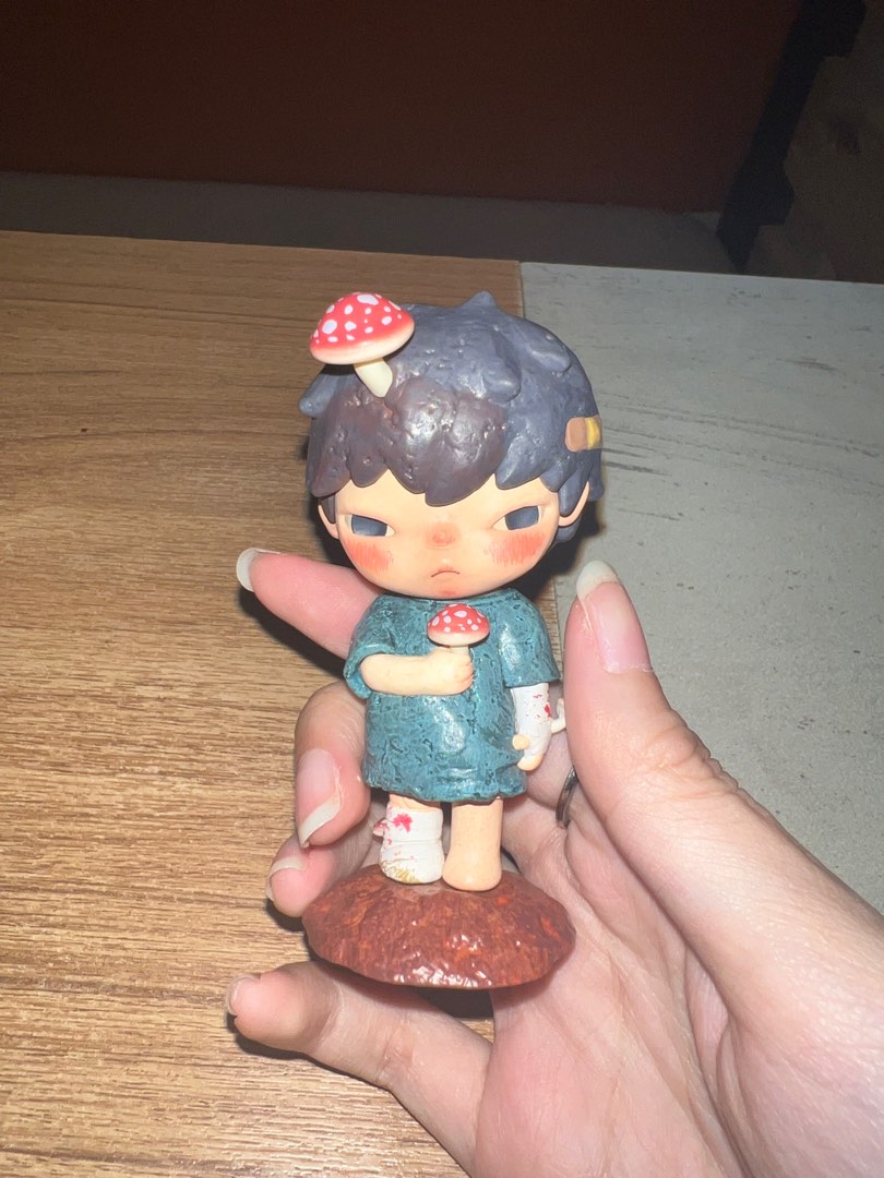 Hirono Reshape -Parasite, Hobbies & Toys, Collectibles & Memorabilia ...