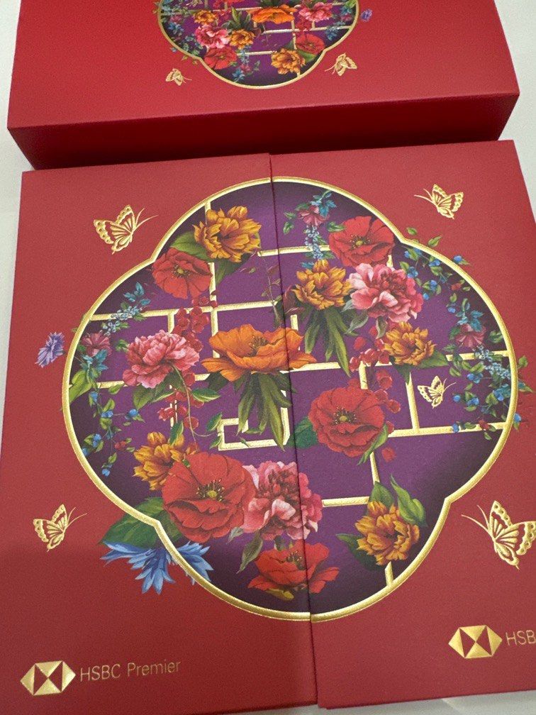 HSBC Premier 2025 red packets on Carousell