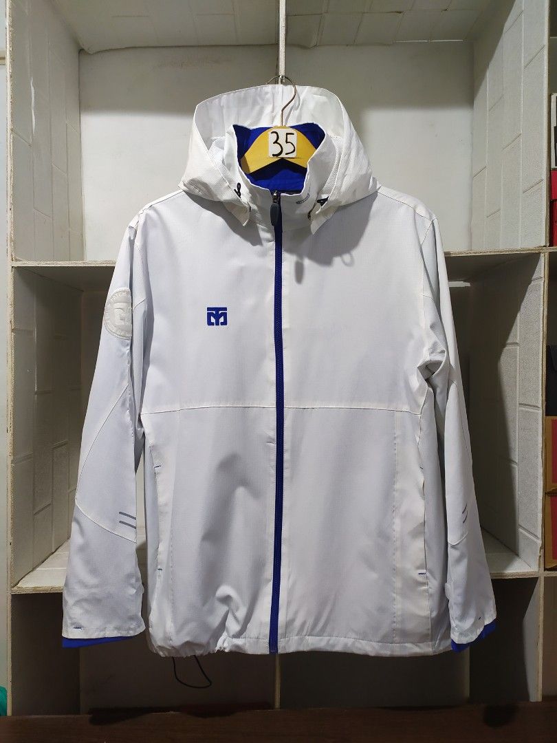 Jaket MOOTO windbraker warna putih bukan uniqlo Zara Tomy Hilfiger ...