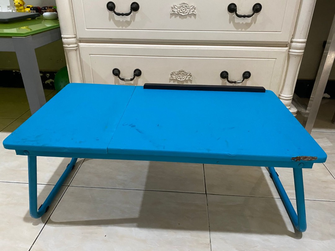 Meja belajar meja lipat folding table preloved, Kitchen & Appliances di ...