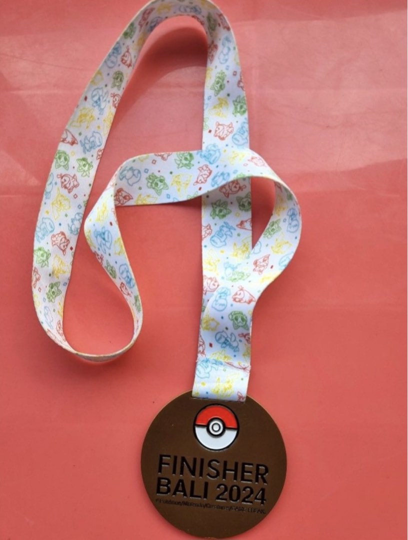 Mendali pokemon run bali 2024, Toys & Collectibles, Mainan di Carousell