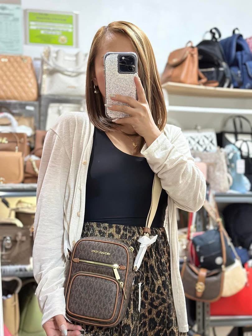 MK body bag, Women's Fashion, Bags & Wallets, Cross-body Bags on Carousell
