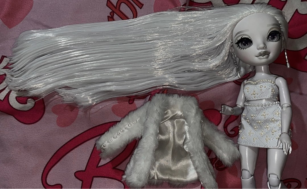 Natasha Zima - Shadow High Series 1, Hobbies & Toys, Toys & Games on ...