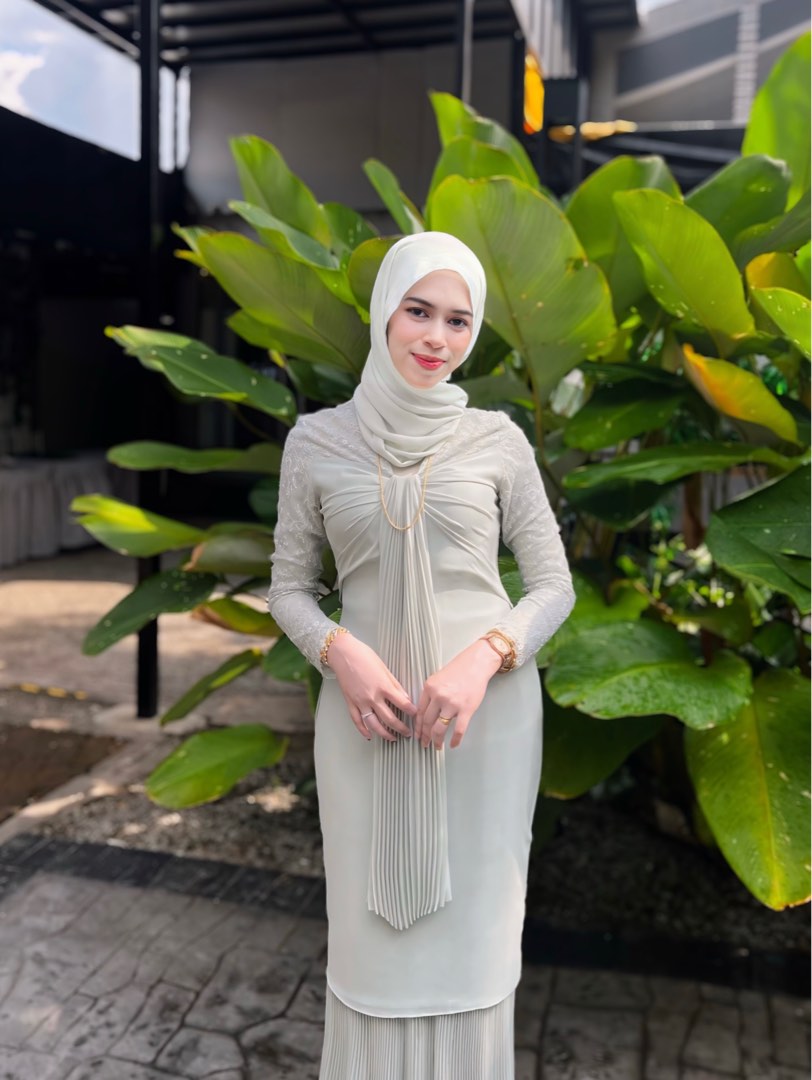 NURITA HARITH M [RENT], Women's Fashion, Muslimah Fashion, Baju Kurung & sets on Carousell