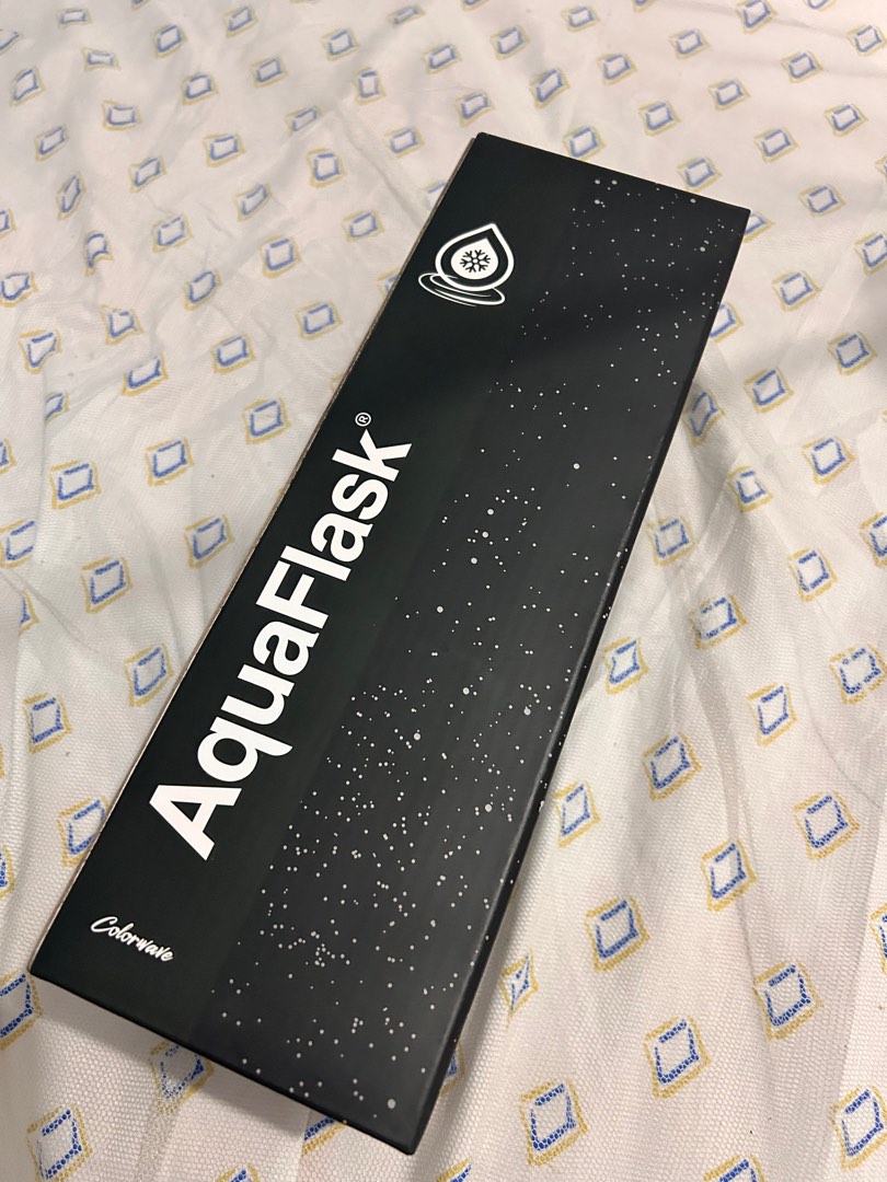 Original AQUA FLASK - Colorwave space 40oz, Announcements on Carousell