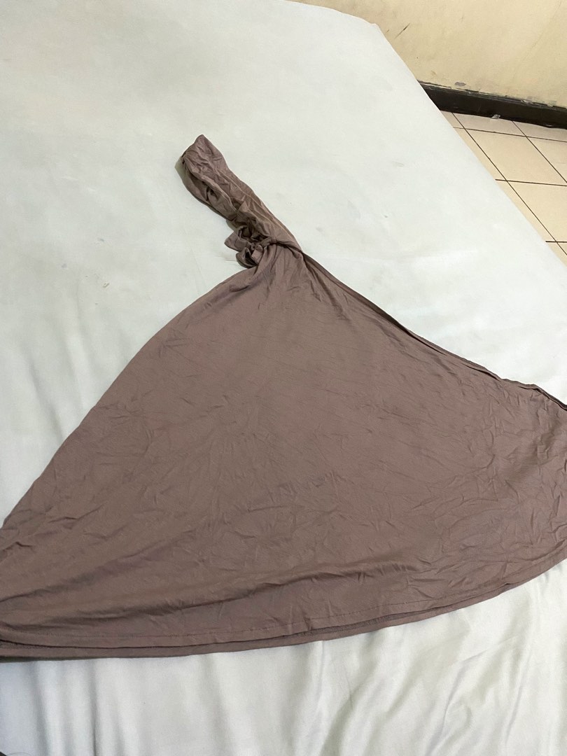 Skiv Tie Instant - Clay, Fesyen Wanita, Muslim Fashion, Syal di Carousell