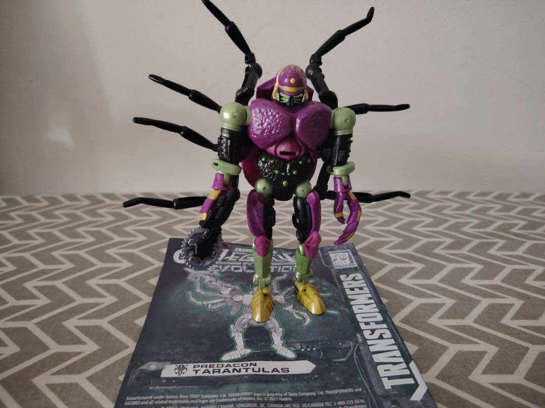 Transformers Generations Legacy Deluxe Predacon Tarantula 5.5 in Action ...
