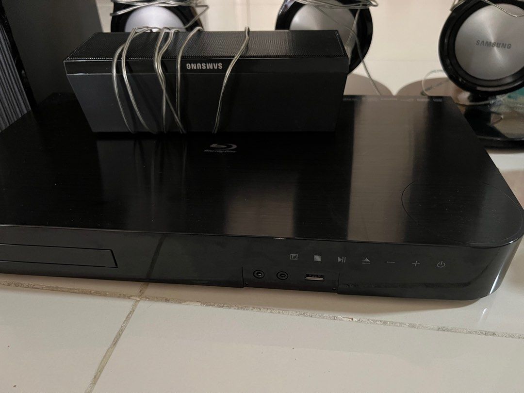 Used Samsung HT-J5150HK Blu Ray 5.1 Home Theater System HTS USB, Audio ...