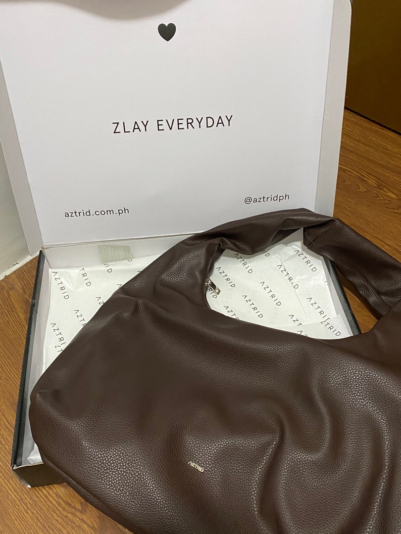 Aztrid Hobo bag XL brown, Women's Fashion, Bags & Wallets, Shoulder ...