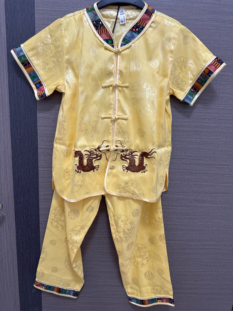 CNY Chinese Traditional Costume for 6-7 years old, Babies & Kids ...