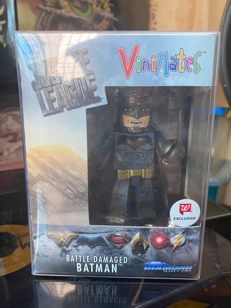 DC Justice League Vinimates Battle Damagaed Batman Vinyl Figure Mint In ...