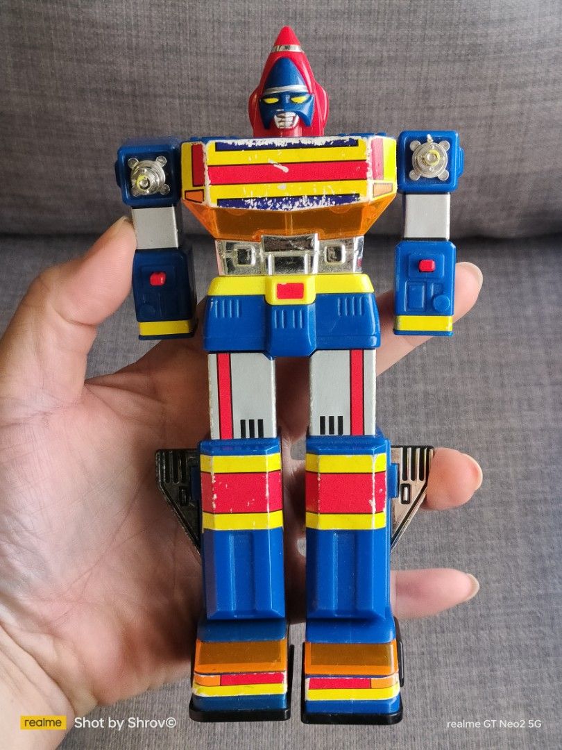 Dengeki Sentai Changeman Chogokin DX Change Robo Megazord Toy BANDAI ...