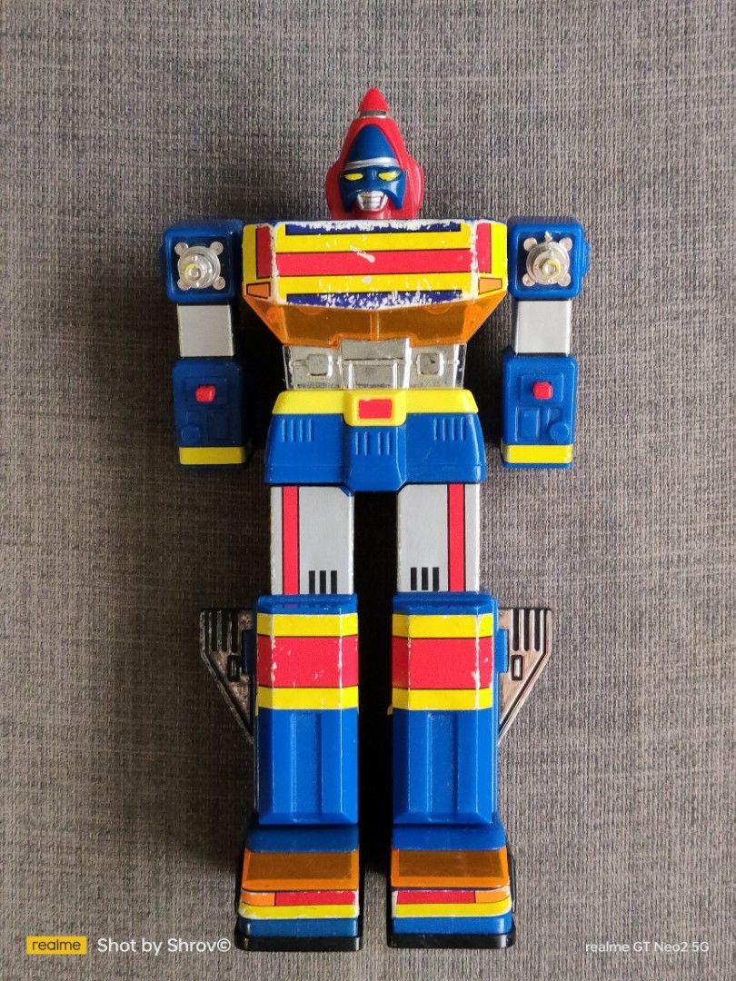 Dengeki Sentai Changeman Chogokin DX Change Robo Megazord Toy BANDAI ...