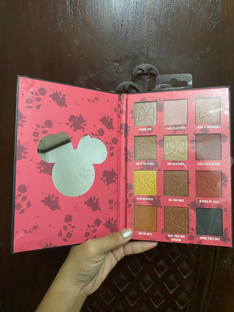 Disney - Minnie Mouse Eyeshadow Palette, Beauty & Personal Care, Face ...