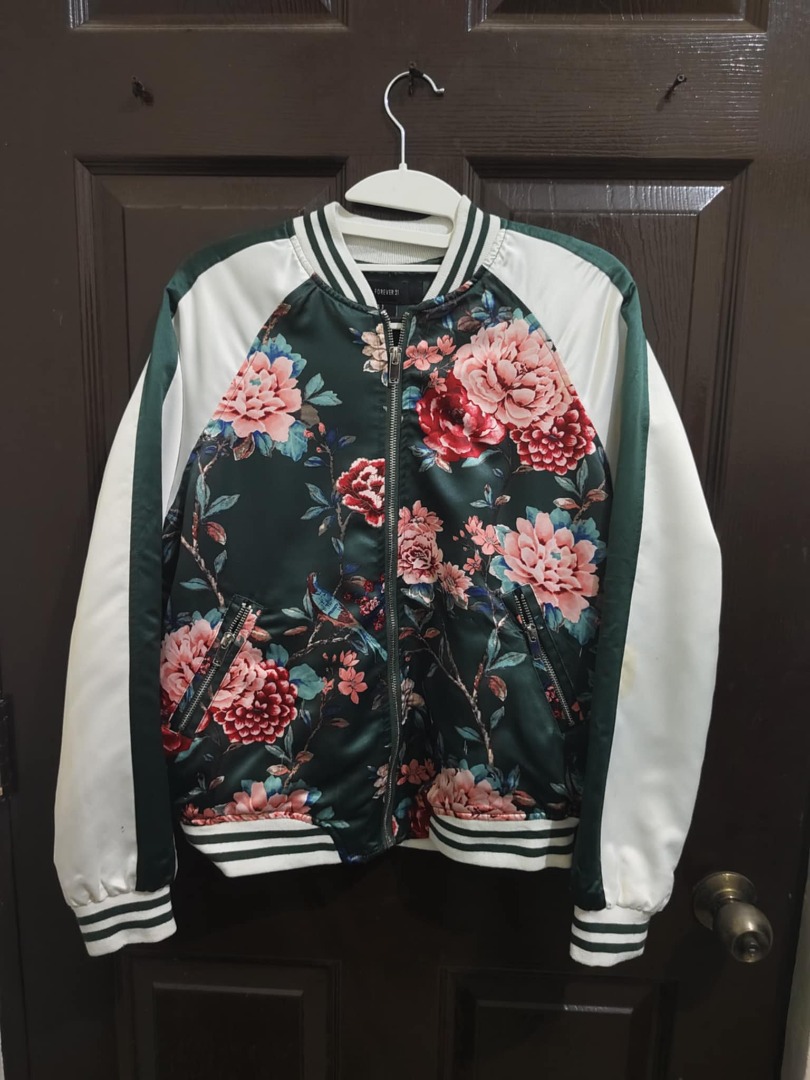 Jade Floral Bomber Jacket Forever21, Women's Fashion, Coats, Jackets ...