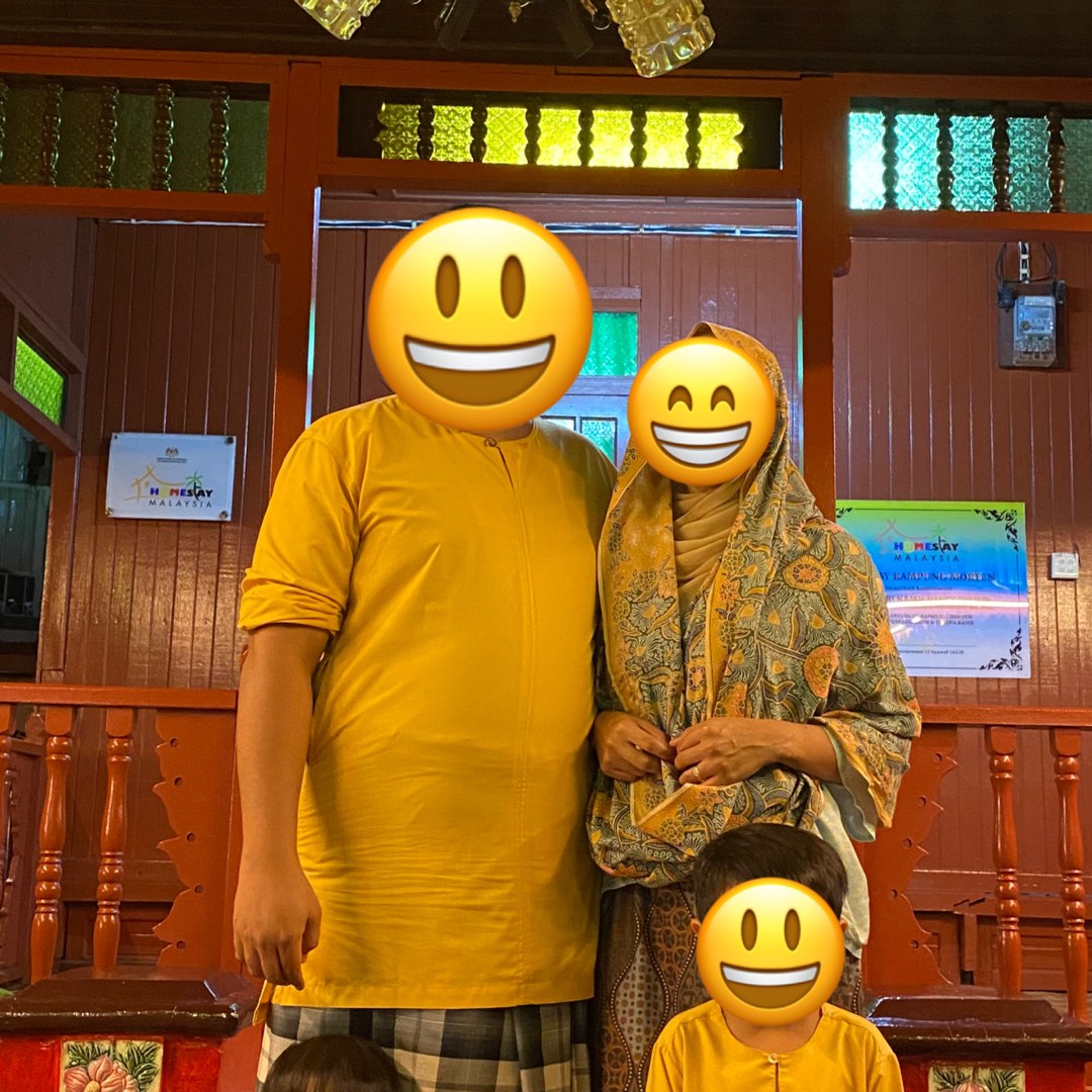 KURTA JAKEL AARON AZIZ 2021, Men's Fashion, Muslim Wear, Baju Melayu on ...