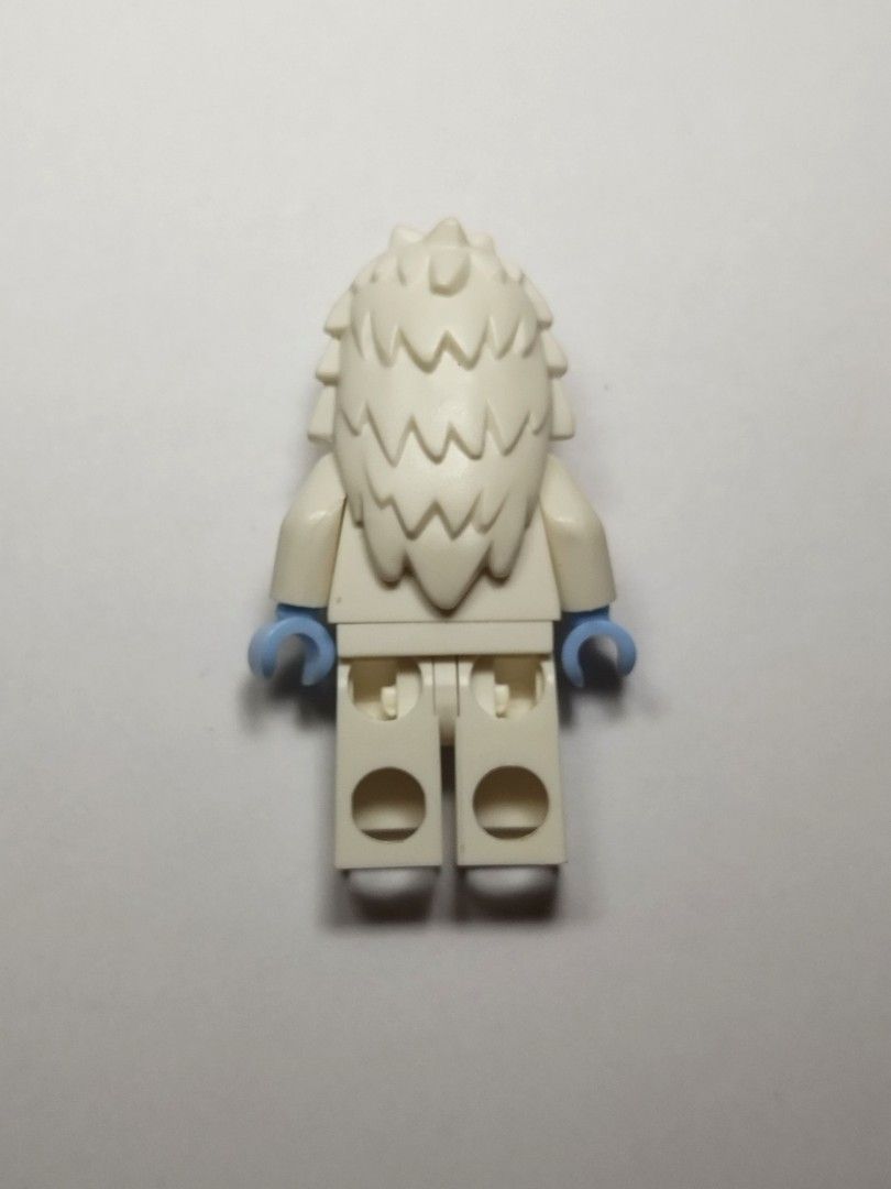 LEGO 71002 Minifigures Series 11 - Yeti Minifigure (COL11-8), Hobbies ...