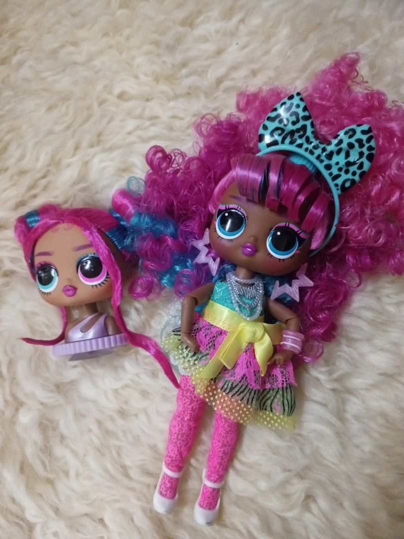 LOL Surprise Tweens Surprise Swap Curls 2 Crimps Cora Tween Doll 2023 ...