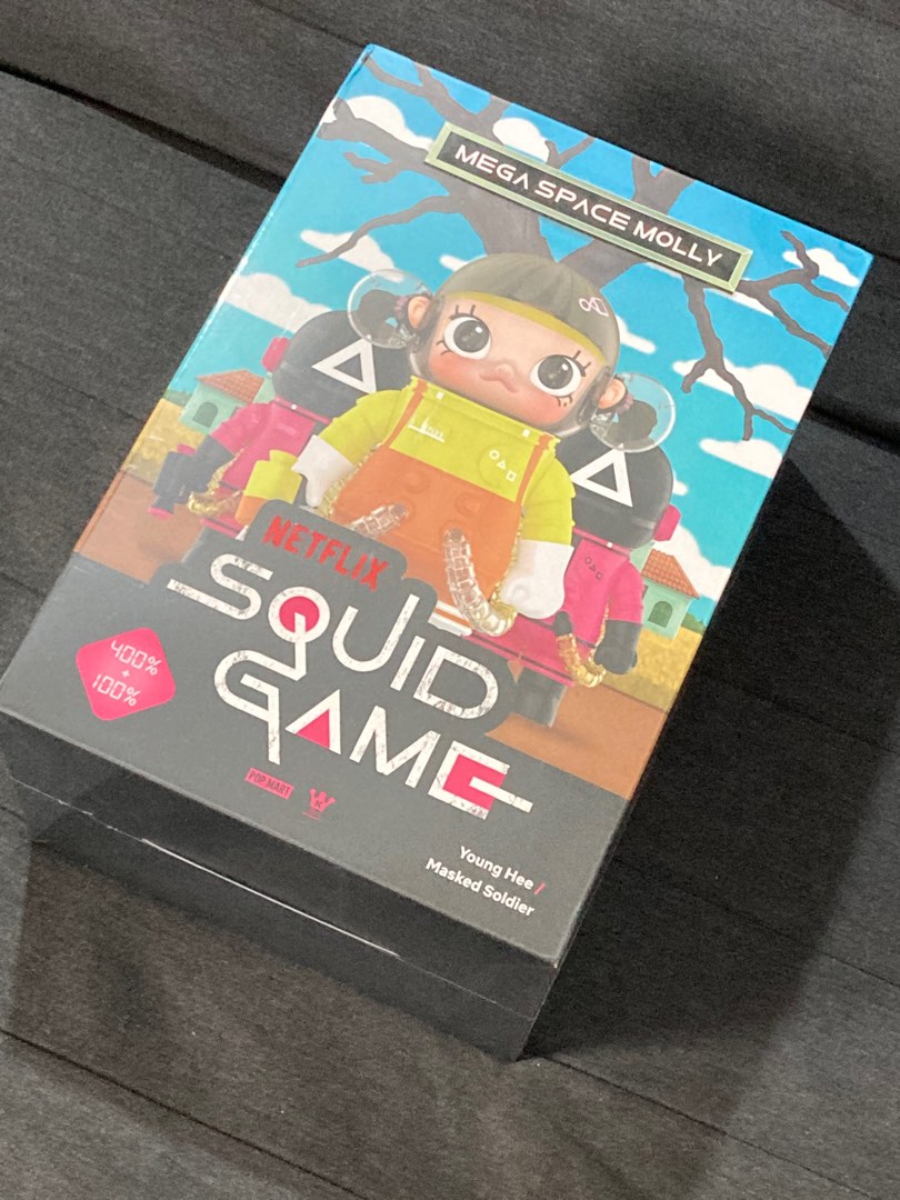 [on hand] MEGA SPACE MOLLY 400%+100% Squid Game, Hobbies & Toys, Toys ...